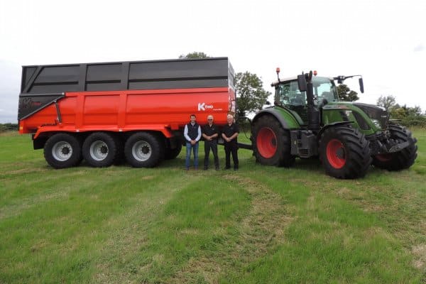 Ktwo | Muck Spreaders and Trailers - Built in Britain since 1998